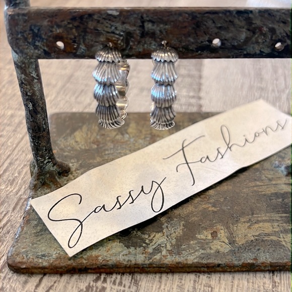 Grace & Heart | Jewelry | Grace Heart Sterling Silver Earrings | Poshmark